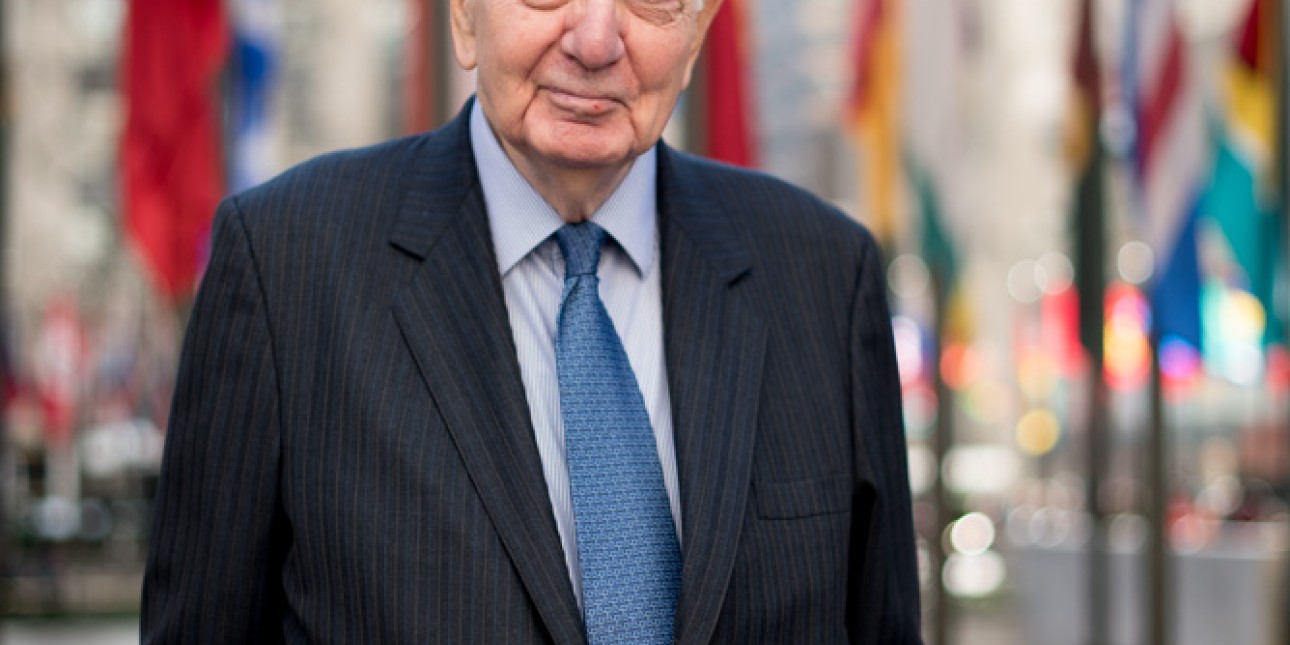 Paul A. Volcker Public Integrity Award | The Volcker Alliance